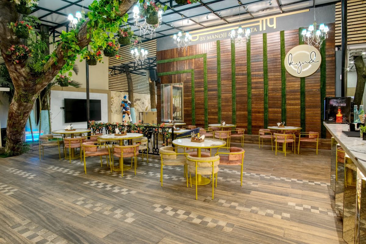 Kynd Cafe and Bar adds new dishes to its Oktoberfest menu - Hotelier India