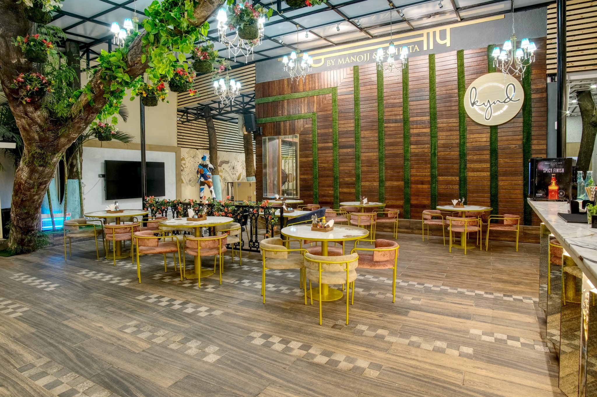 Kynd Cafe and Bar adds new dishes to its Oktoberfest menu - Hotelier India