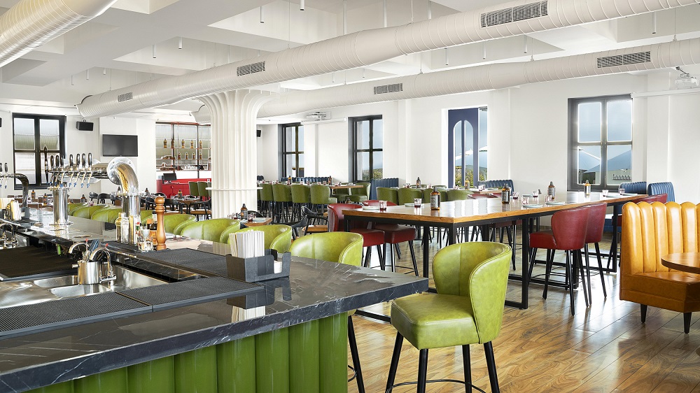 Independence Brewing Company unveils Maharashtra's first Biergarten ...