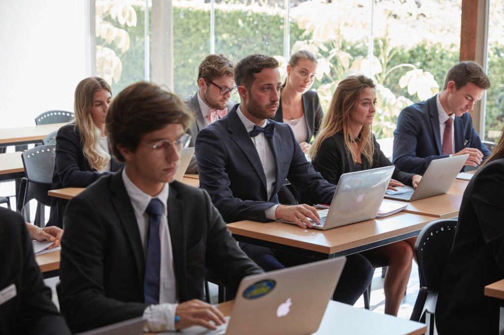 Les Roches introduces Executive MBA in global hospitality management ...