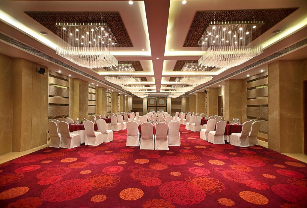 Fortune Hotels expands its presence in Ahmedabad with Fortune Select ...