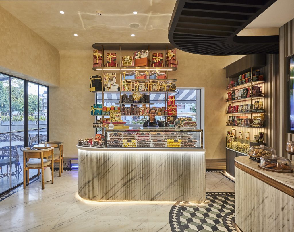 SMOOR opens its first signature café in Bandra West, Mumbai - Hotelier ...