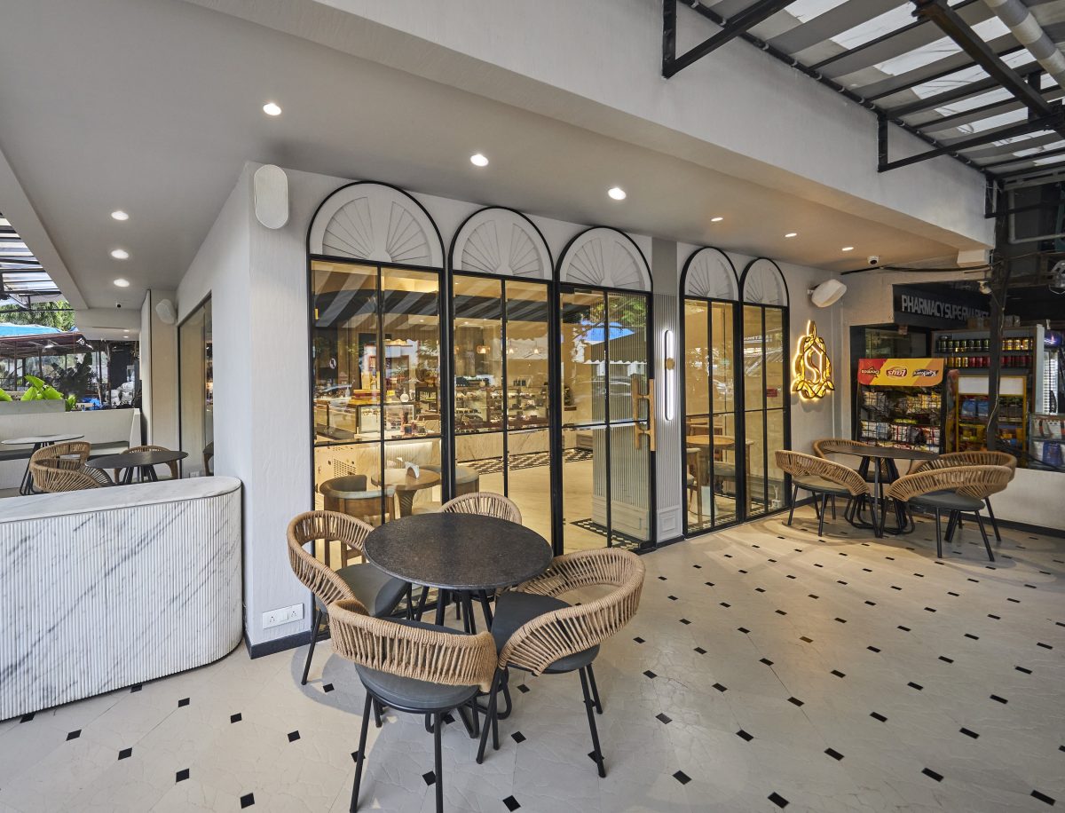 SMOOR opens its first signature café in Bandra West, Mumbai - Hotelier ...