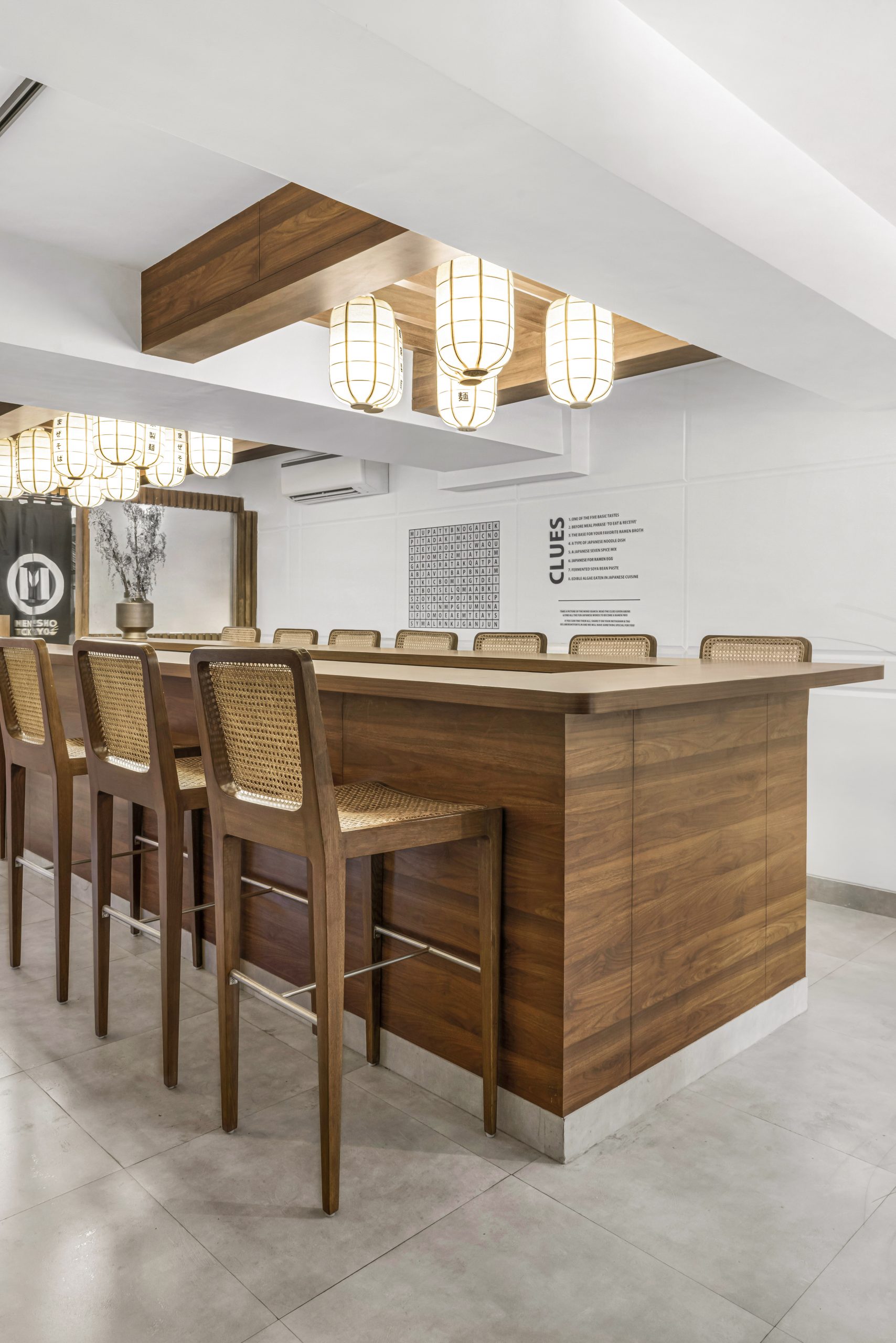 Glancing through India's first communal table conceptualised restaurant ...
