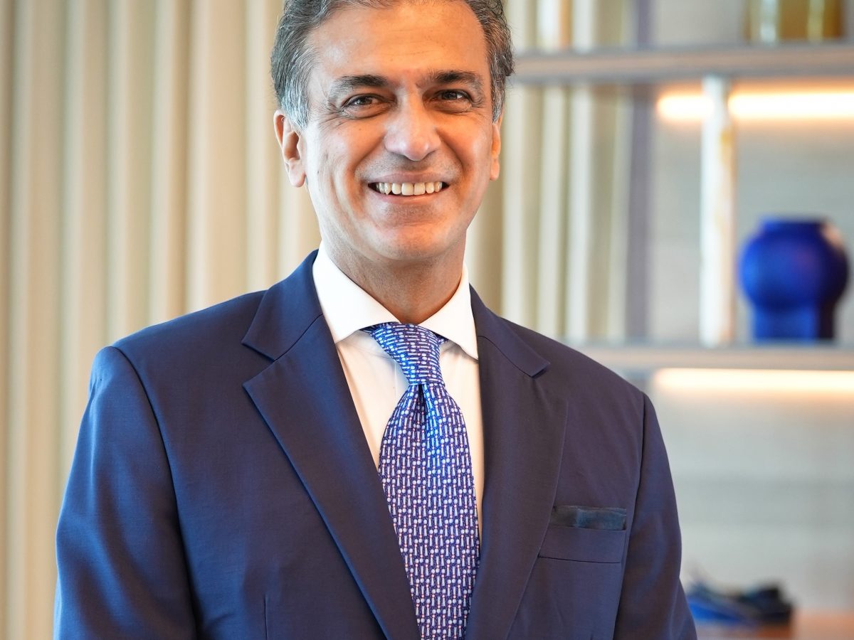 India welcomes Armani's cafe - Hotelier India