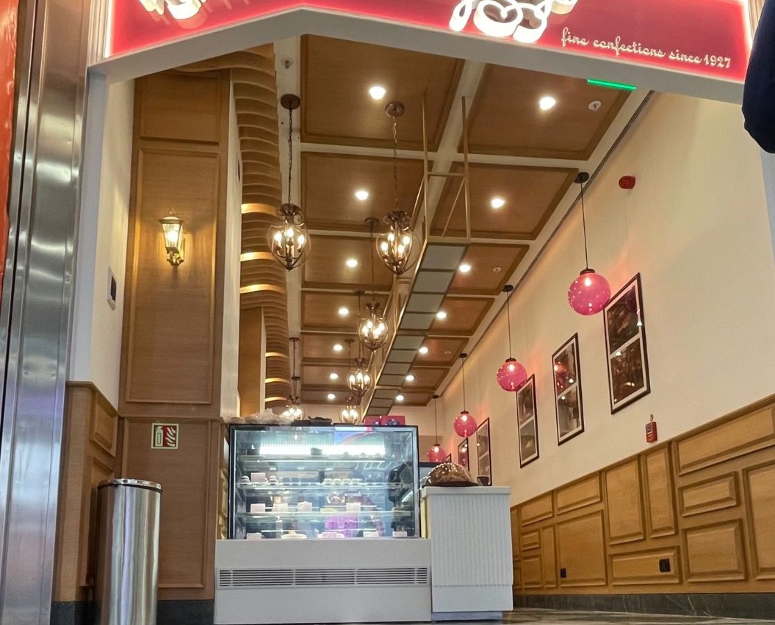 ASPHL's iconic Flurys opens its first tearoom in Mumbai - Hotelier India