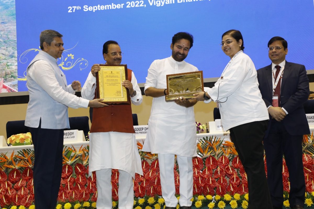 Chef Nandita Karan received the Best Chef (lady) award at the National ...