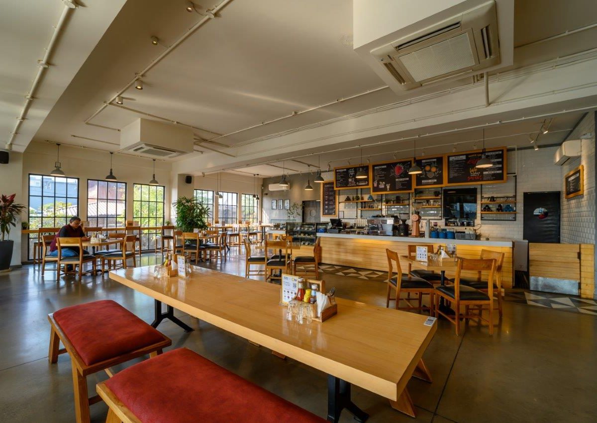 Canadian Douglas-Fir Wood elevates Nativ restaurant's ambience in Pune ...