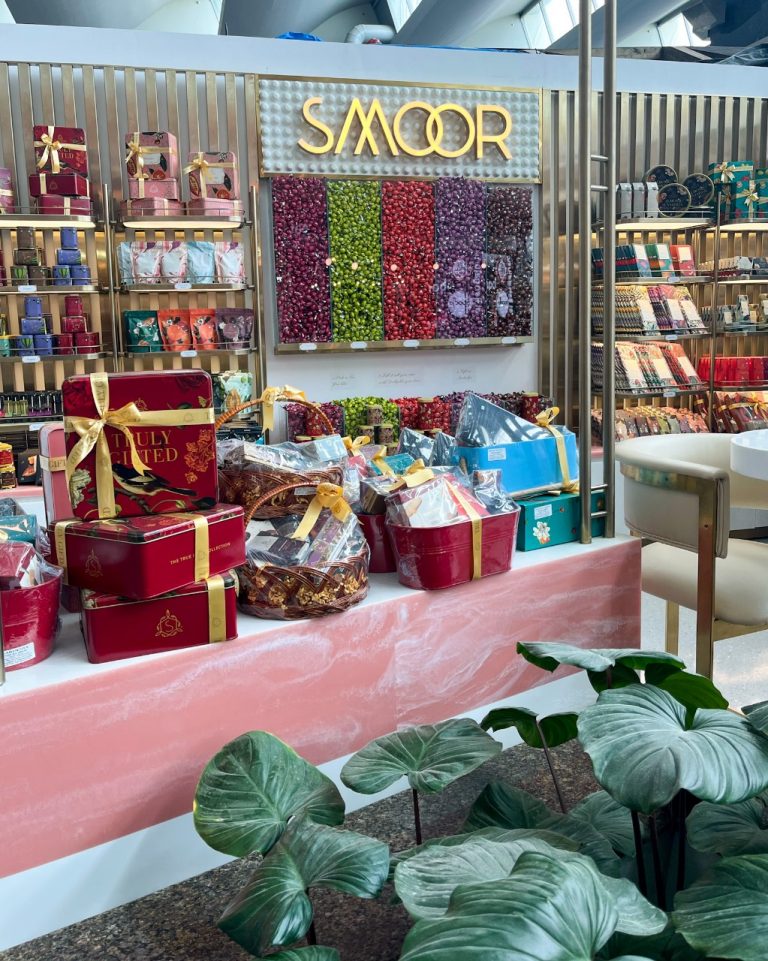 SMOOR launches flagship chocolate and dessert café at Bangalore ...