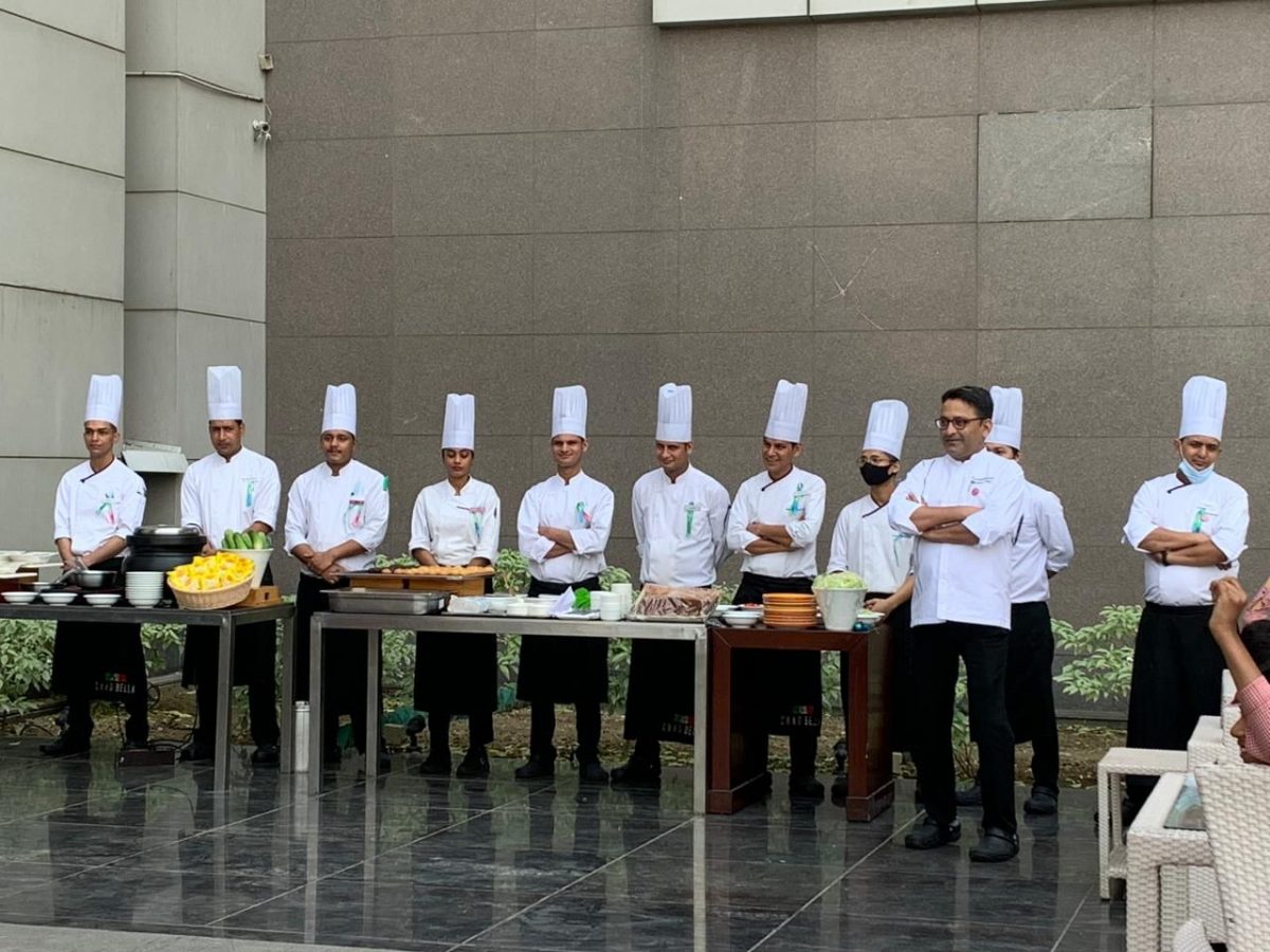 Crowne Plaza Greater Noida celebrates International Chef Day; Young ...