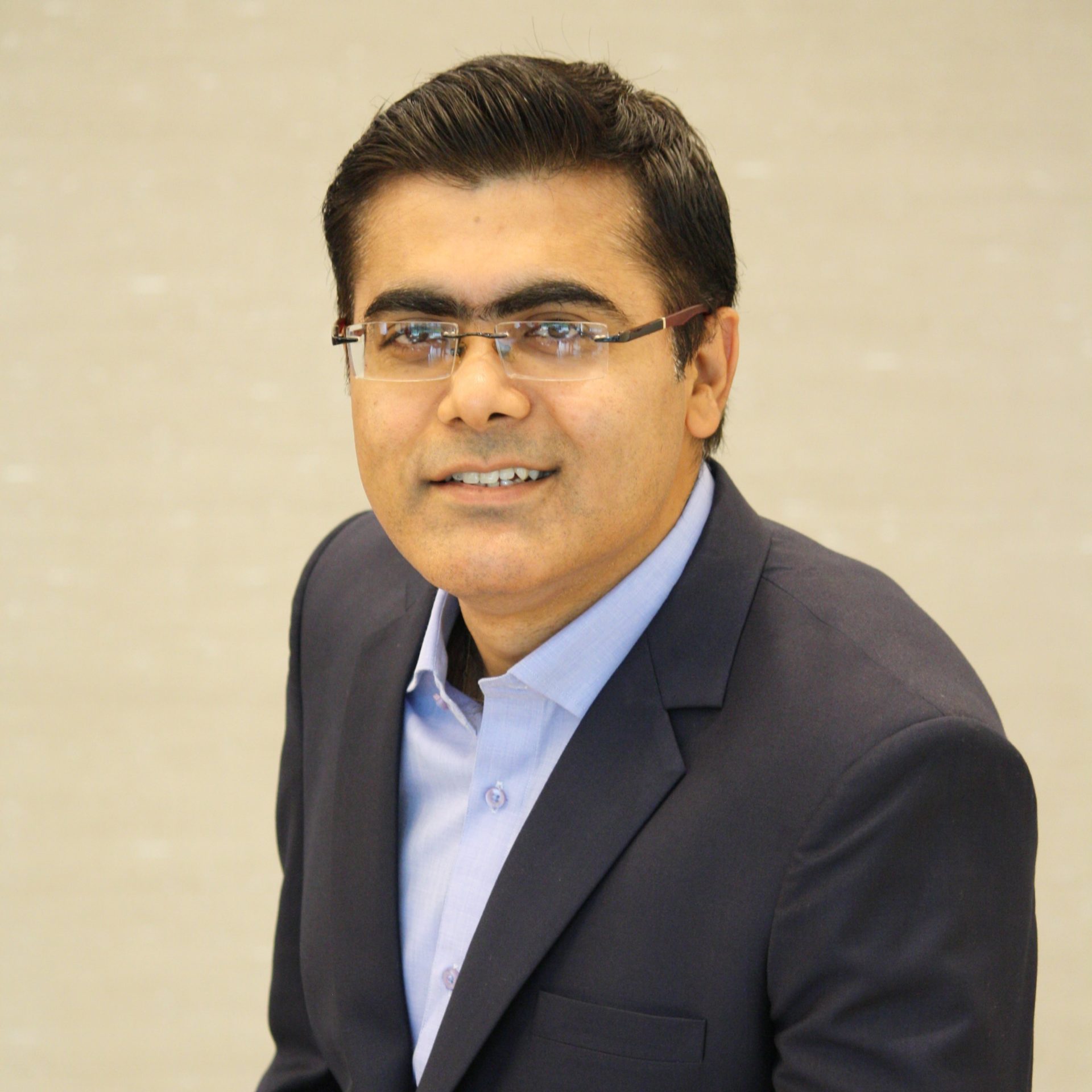 Joydeep Saha is now the Finance and Business Support at Holiday Inn Express Kolkata Airport ...