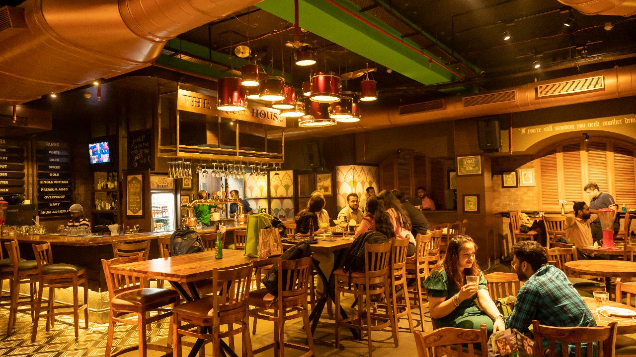 The Irish House launched its flagship outlet in Phoenix Palladium ...