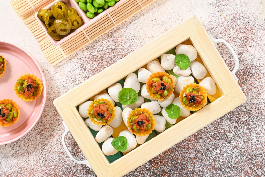 Asia’s largest pub Oia opens its doors to its guests in Bangalore ...