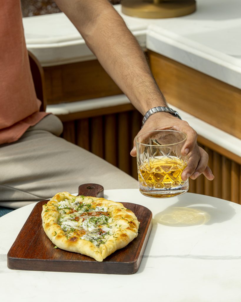 Revamped AER Bar debuts at Four Seasons Hotel Mumbai - Hotelier India