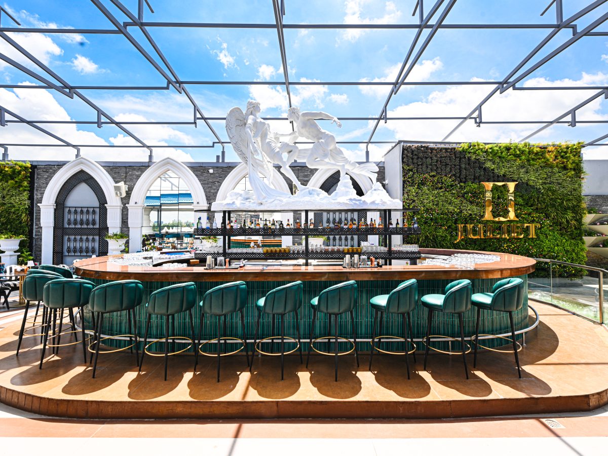 This Juliet vows to bring romance to your dining - Hotelier India