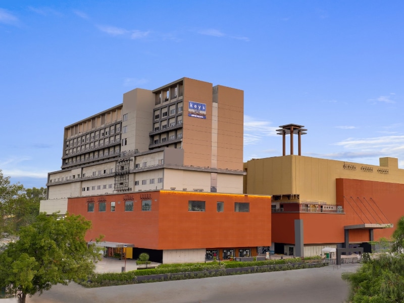 A new Lemon Tree at Udaipur's Urban Square Mall - Hotelier India